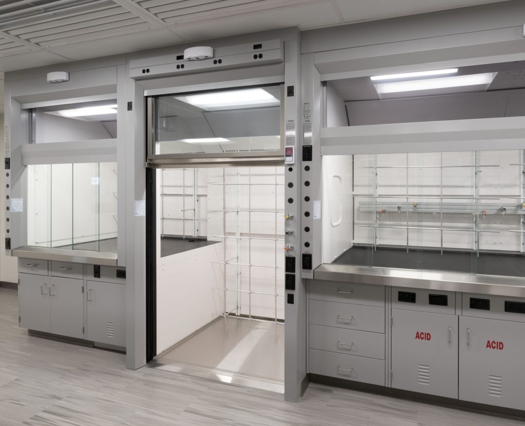 Custom Manufacturing | Mott